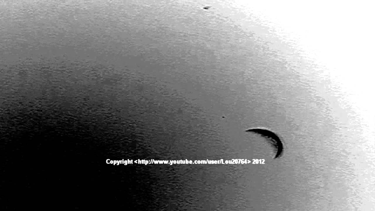 UFO - V shape UFO near MOON! - DAYLIGHT CAPTURE! - (Repost better ...