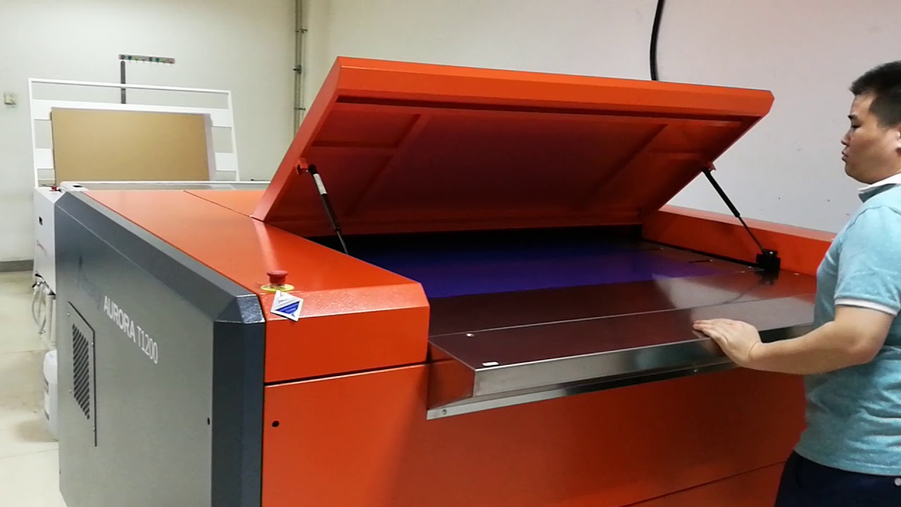 CTP machine for metal printing - YouTube