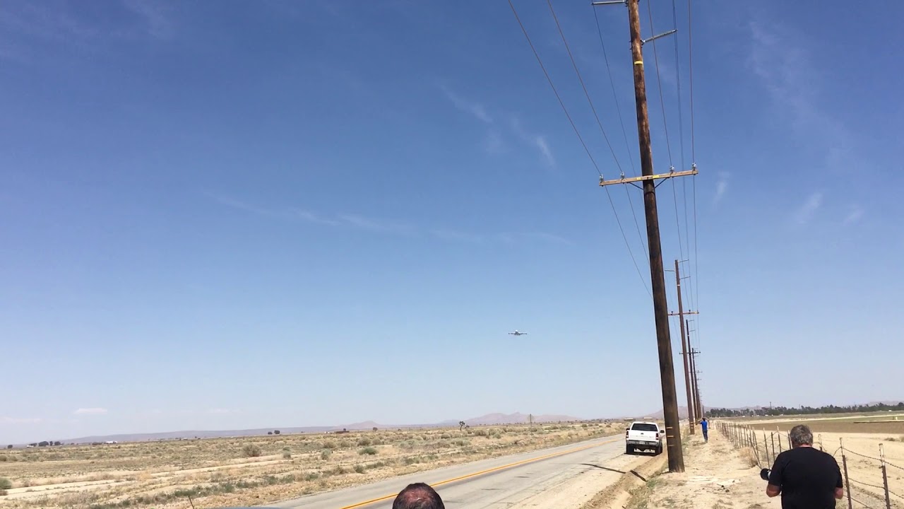 NASA (Sofia) N747NA Landing at Palmdale from Hamburg - YouTube