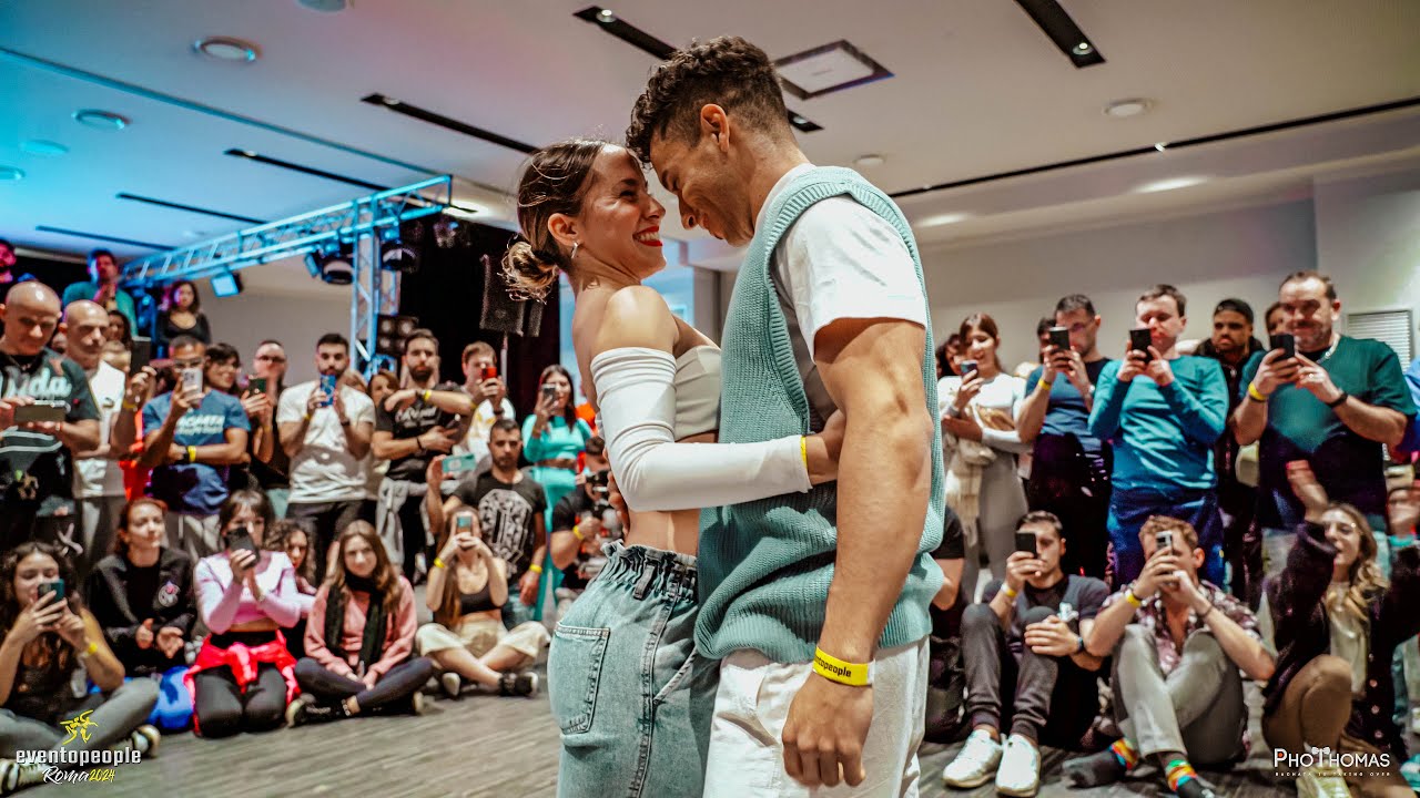 PISCINA - DJ Tronky & Dani J 🌊 [Pablo y Raquel] @ Eventopeople Roma ...