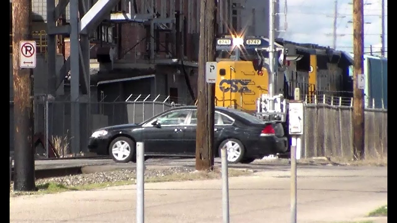 Close call at railroad crossing - YouTube