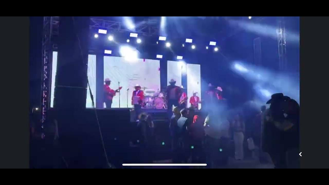 Conjunto Régimen en vivo Colonia Anahuac Canatlan Dgo 13 De Octubre ...