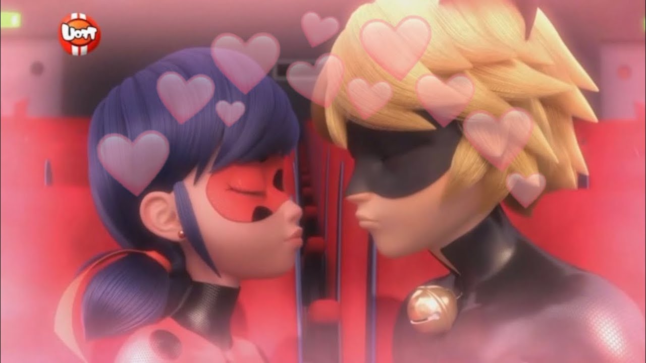 Ladybug y Cat Noir se besan por los efectos de un akuma (Parodia ...