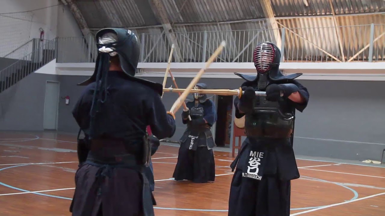 treino kendo master 27 05 - YouTube