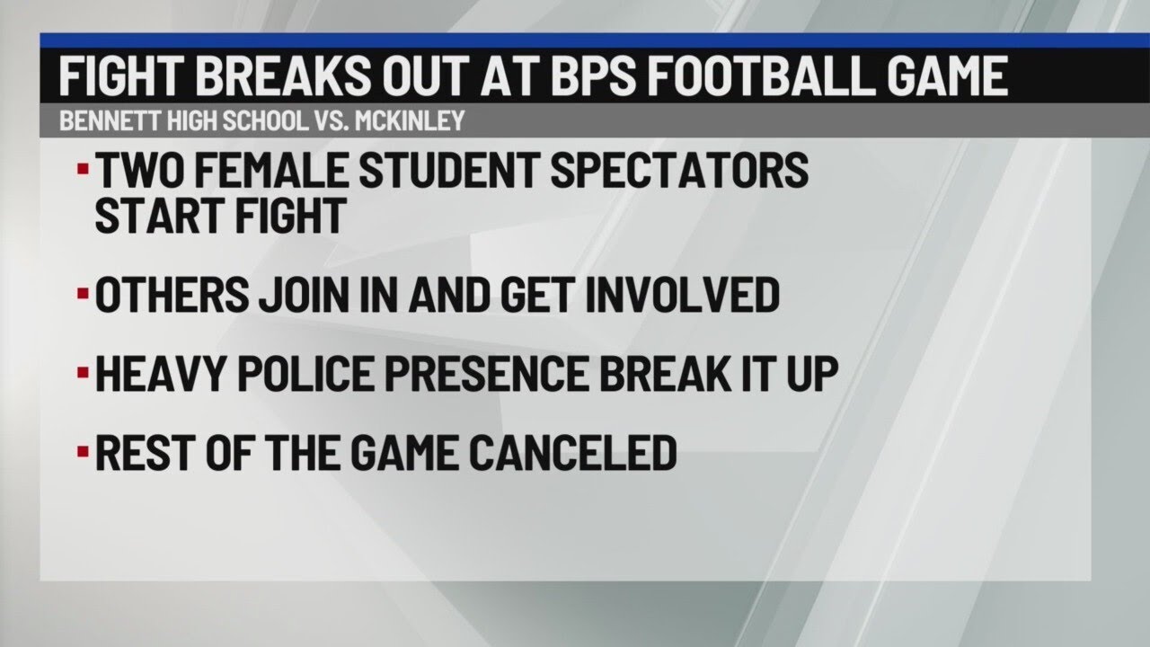 Fight between students shuts down high school football game - YouTube