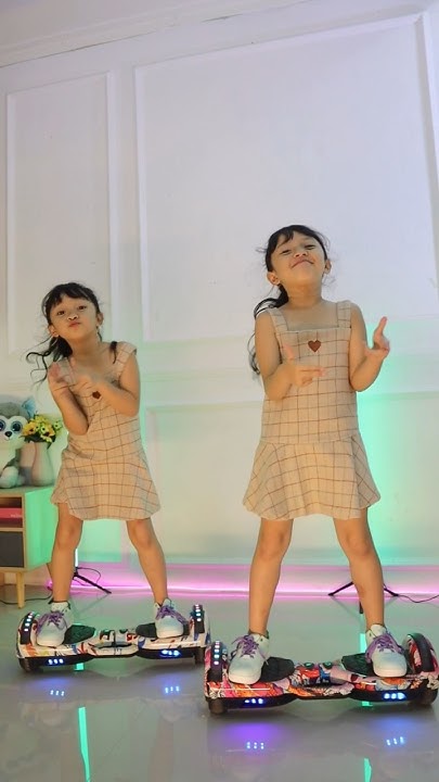 DANCE CIS CIS CIS PAKAI HOVERBOARD #jogetremix #jogetviral #trends #CISCISCIS #shorts - YouTube