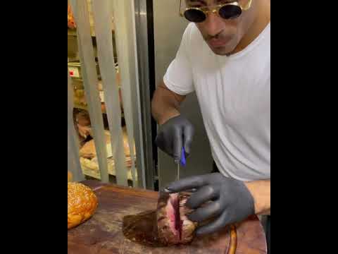 New citir burger 🍔 #saltbae #steakhouse #saltlife #nusret