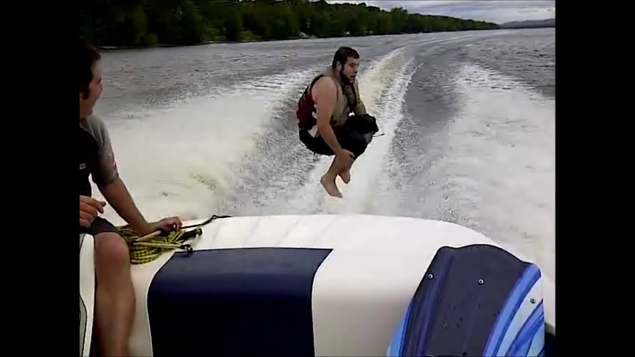 Big Kitty Jumps off Boat at 40MPH - YouTube