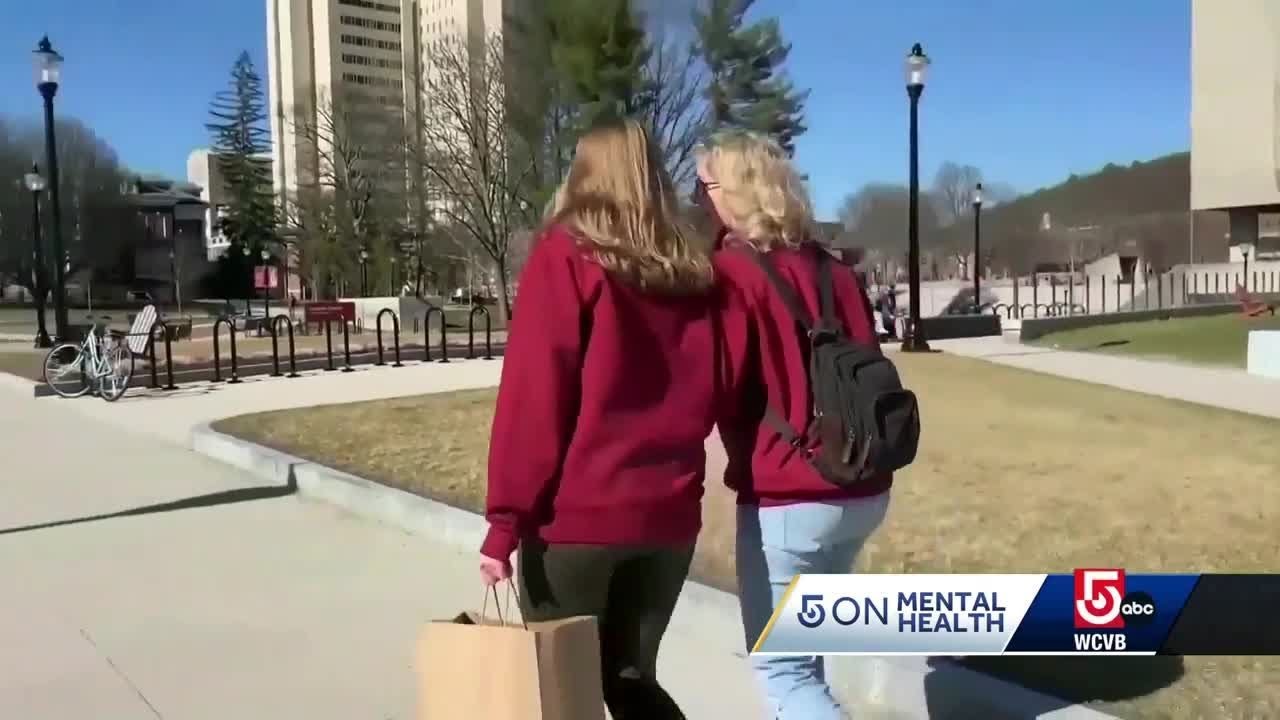 Here’s why 1/3 of college students have considered dropping out - YouTube