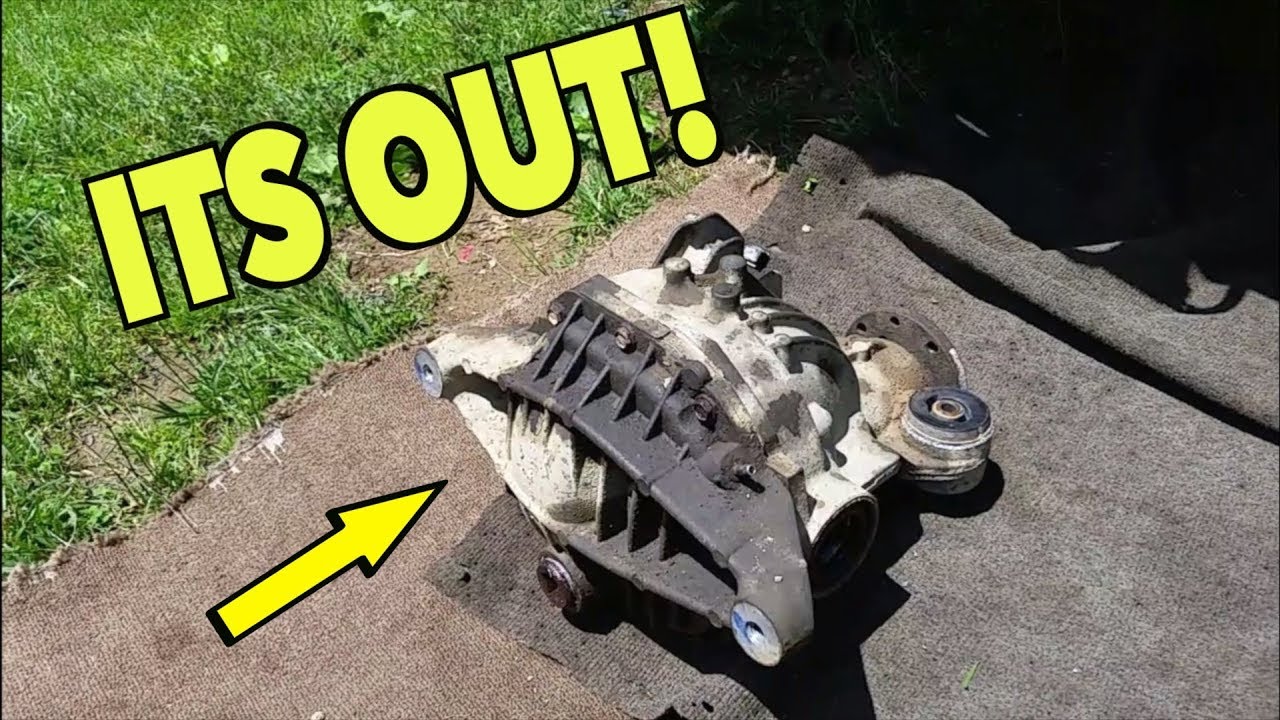 Explorer Rear End Removal... 45min to1hr! - YouTube