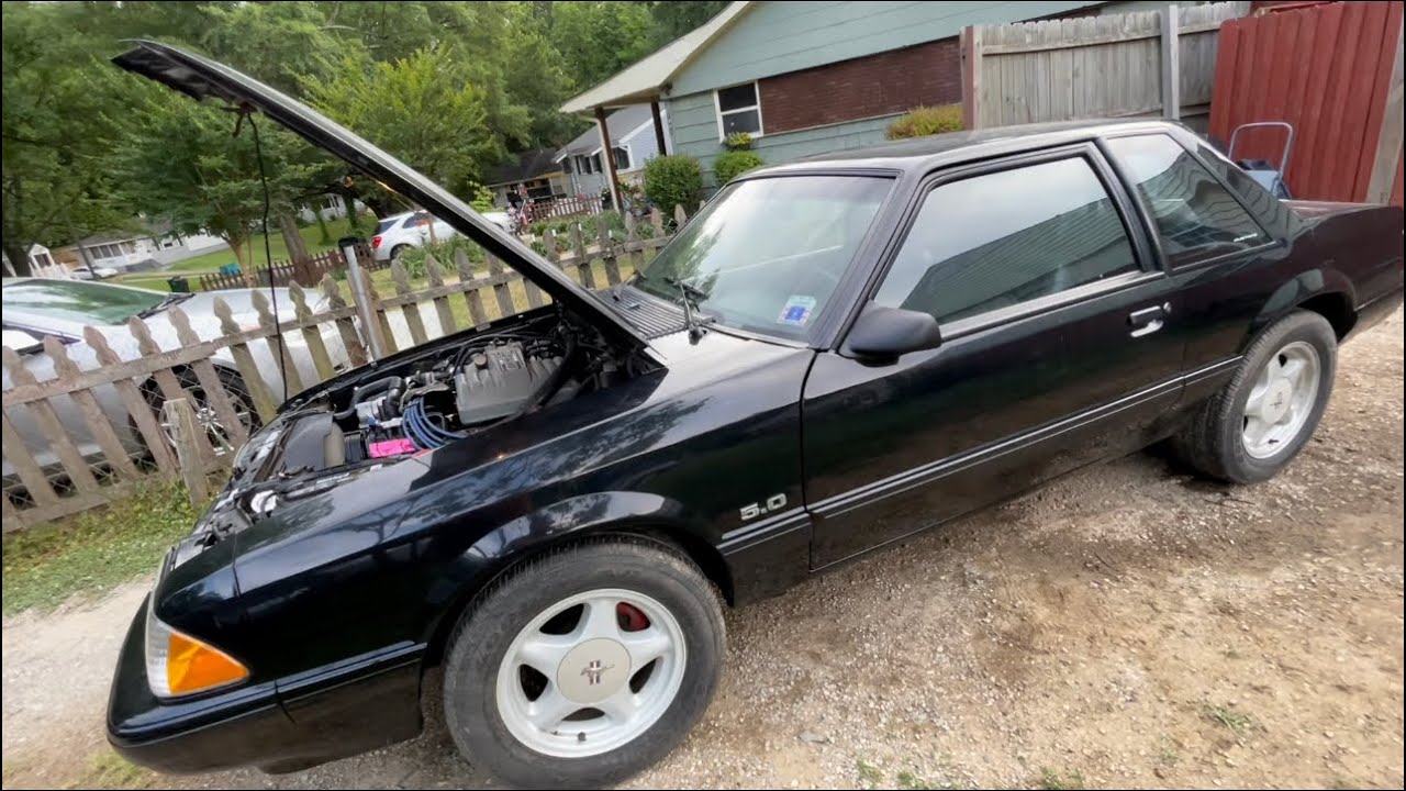 AMAZING IDLE SOUND (1992 MUSTANG WITH LONG TUBE HEADERS) - YouTube