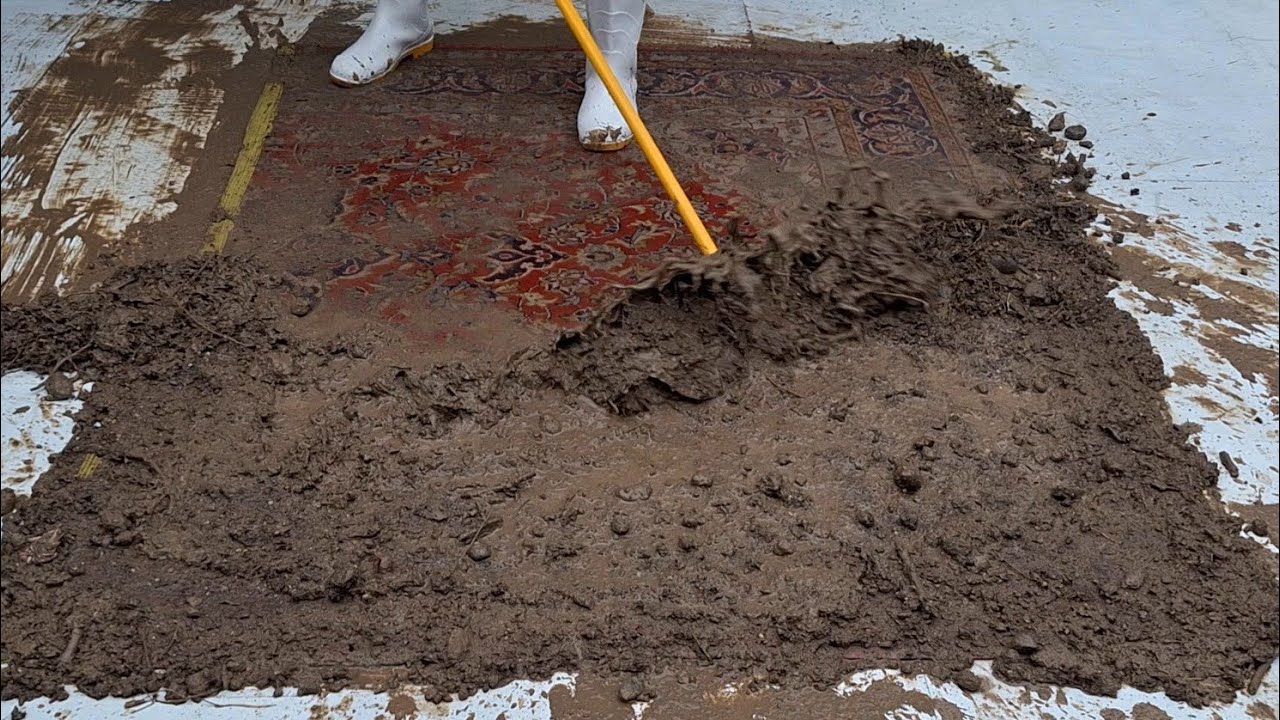 A few minutes of magic with foam and metal scrub - how to wash and ...