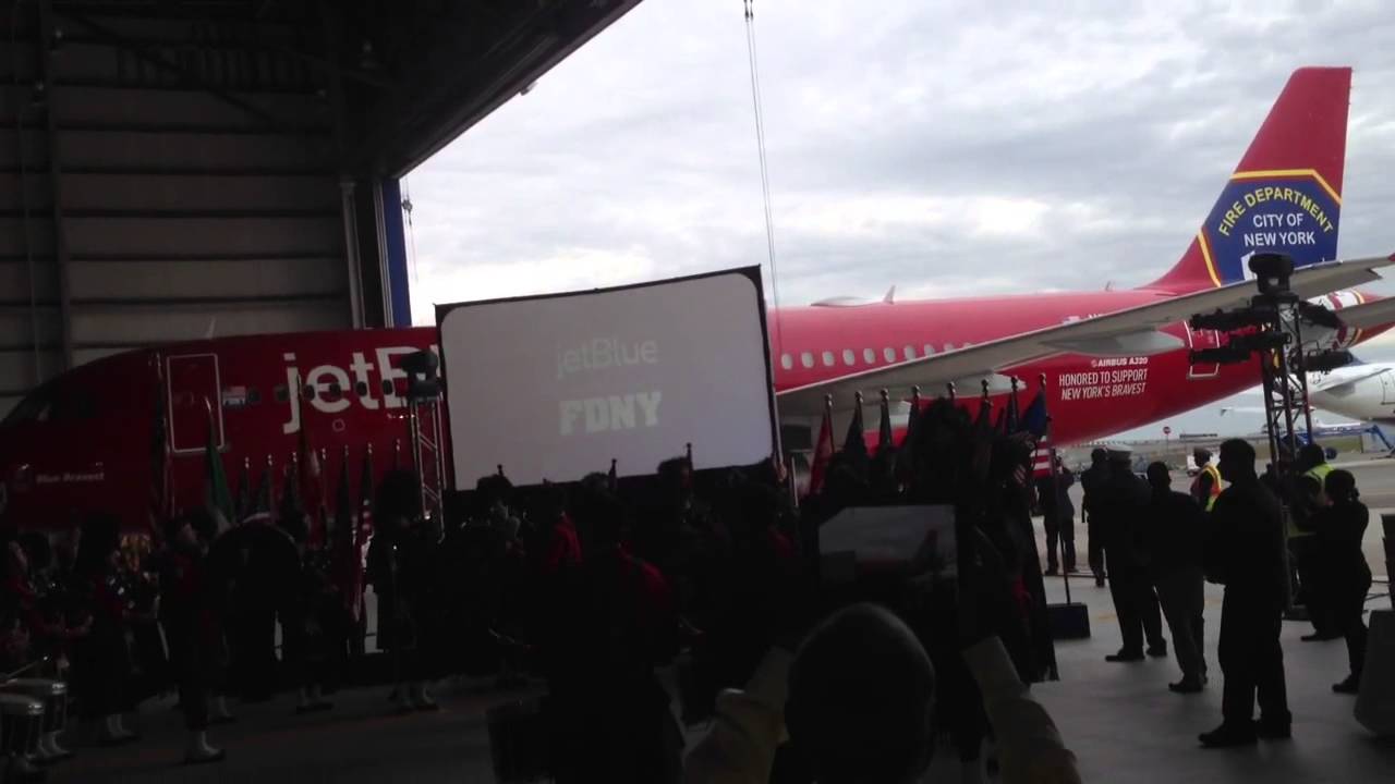 FDNY Emerald Society Welcomes Blue Bravest into jetBlue Hangar - YouTube