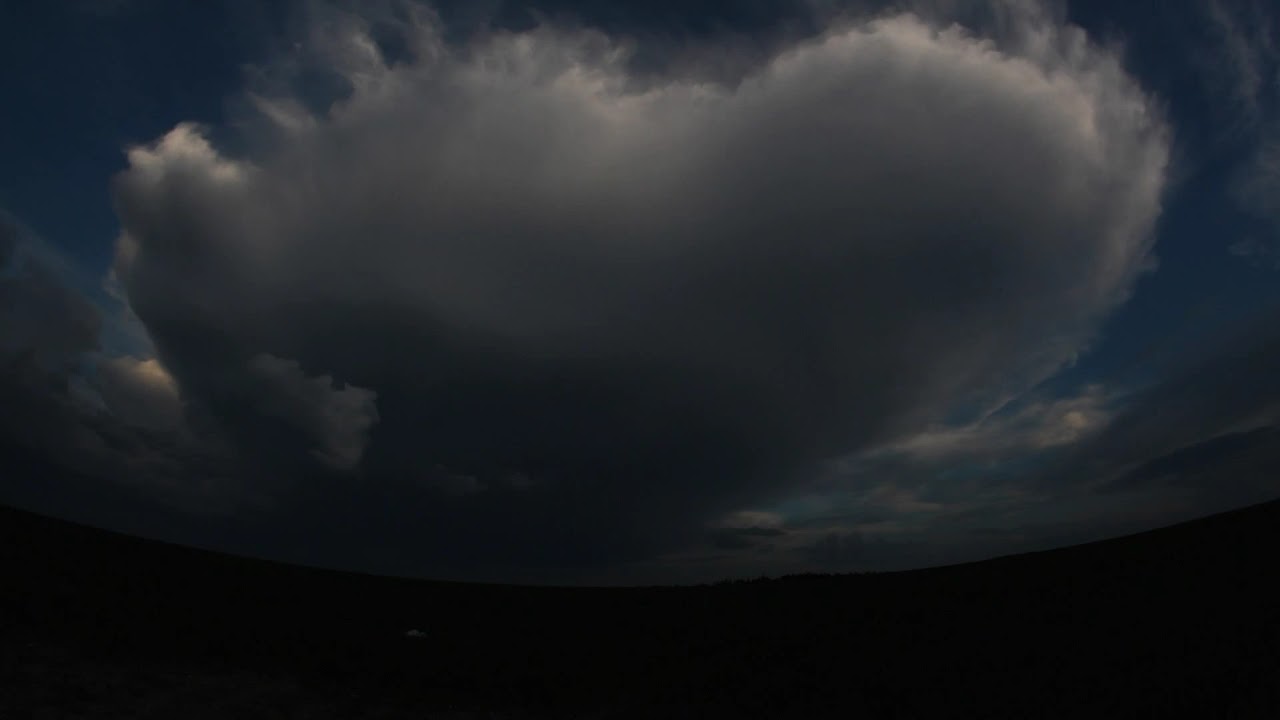 Cumulonimbus capillatus incus timelapse - YouTube