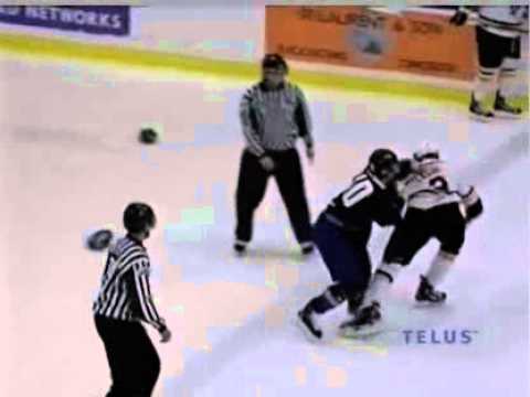 Loic Leduc vs Bryce Milson Feb 5, 2011 - YouTube
