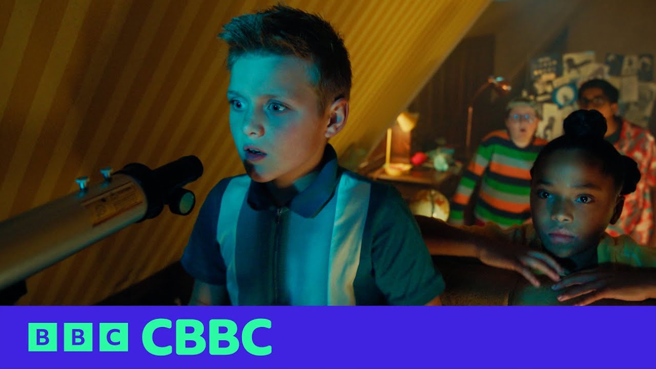 SNEAK PEEK: The Dumping Ground - Is Brodie a Werewolf?! | CBBC - YouTube