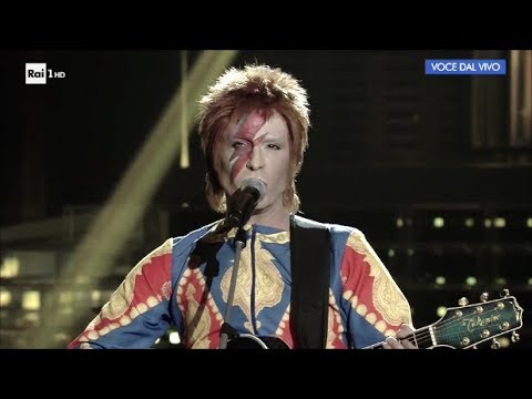 Federico Angelucci è David Bowie: "Starman" - Tale e Quale Show 24/11 ...