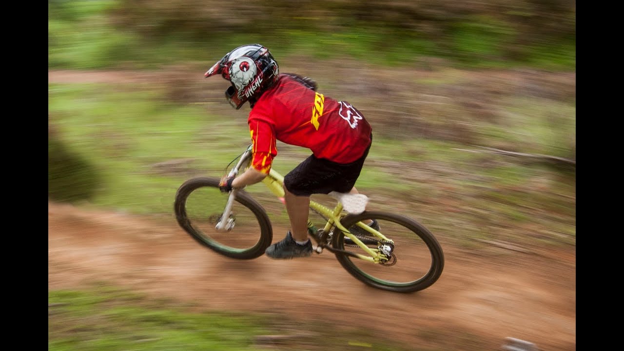 Fox Creek DH MTB race practice on a Hardtail. - YouTube