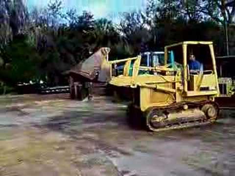 1987 Cat 935 Track Loader - YouTube