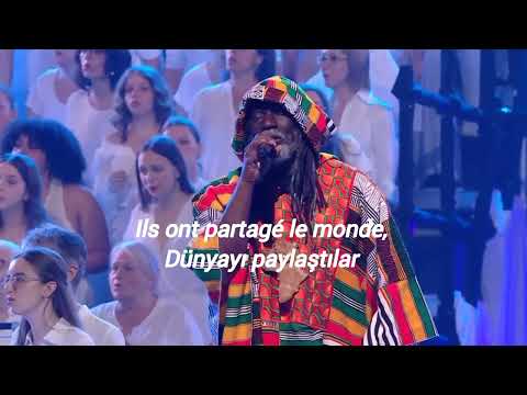 Tiken Jah Fakoly~Plus Rien Ne M'étonne lyrics/ Türkçe sözleri