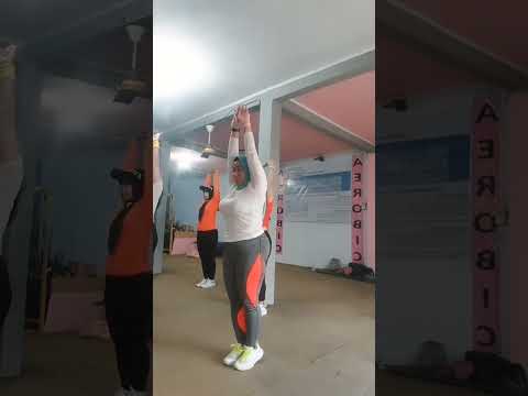Live Senam Bareng Momih yang muontook#viral #mom #senam #trending #live