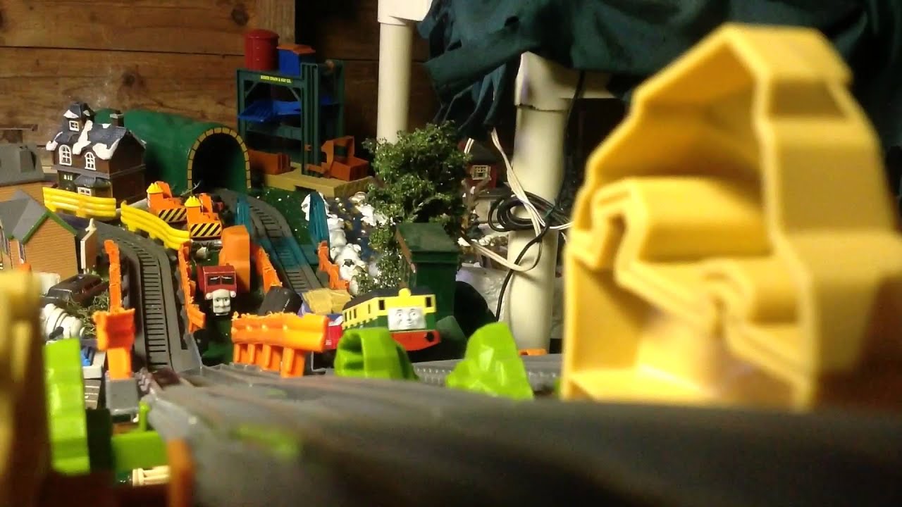 Trackmaster Philip the boxcab diesel locomotive unboxing review and run ...