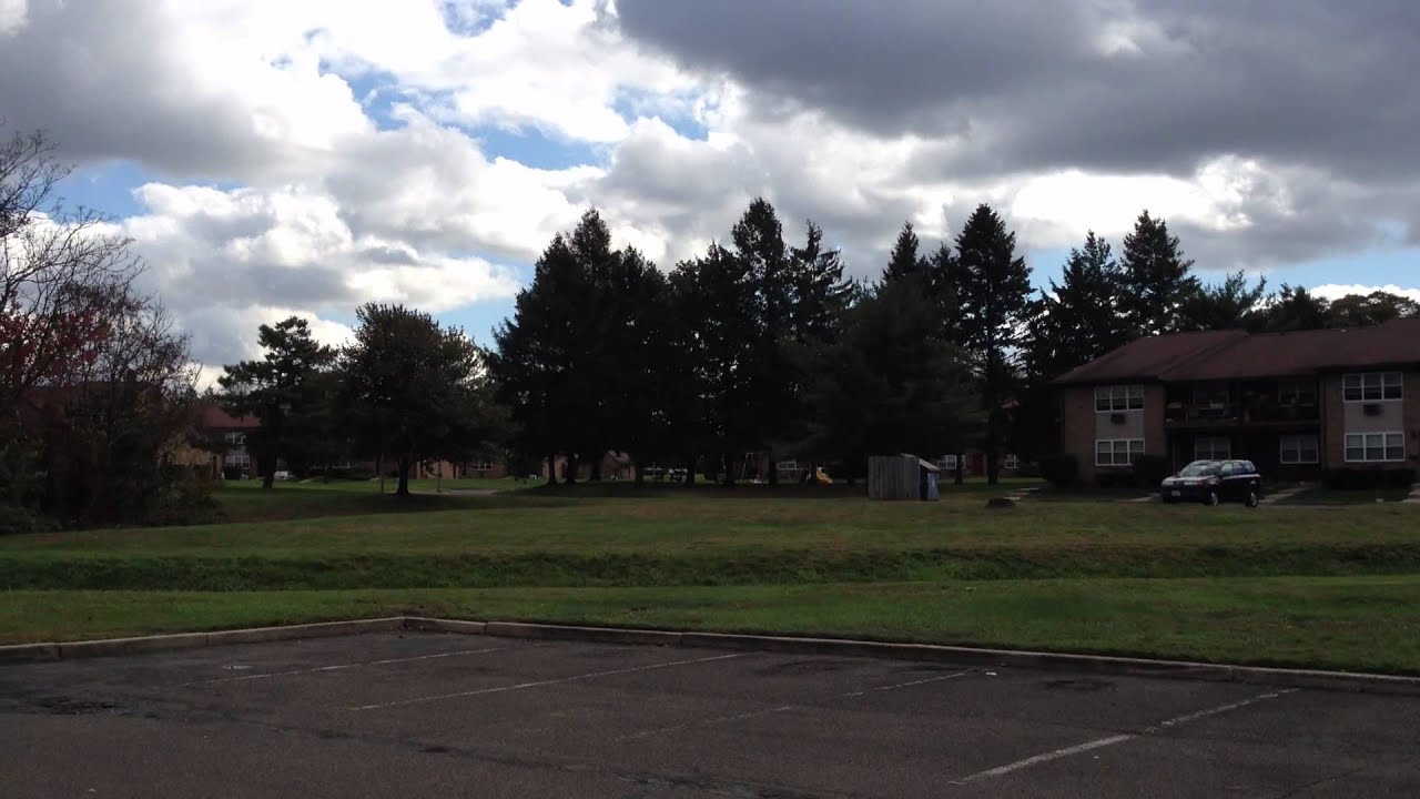 Apple iPhone 4S Sample Video - Daytime