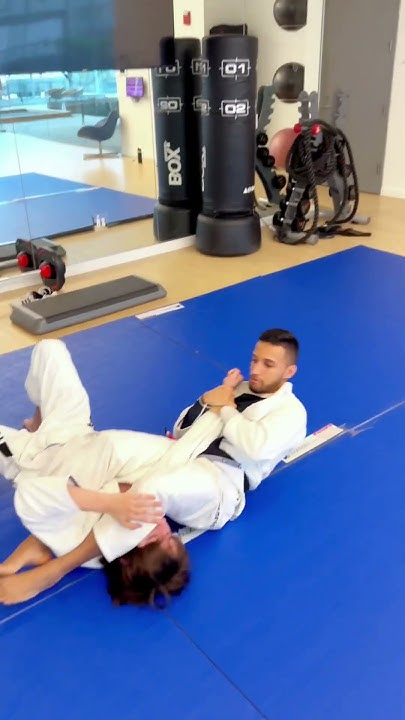 AMAZING ARMBAR 🤯 - SUBSCRIBE for more BRAZILIAN JIU-JITSU #bjj #grappling #judo - YouTube