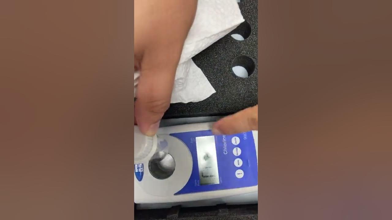 YSI 900 Chlorine Colorimeter - YouTube
