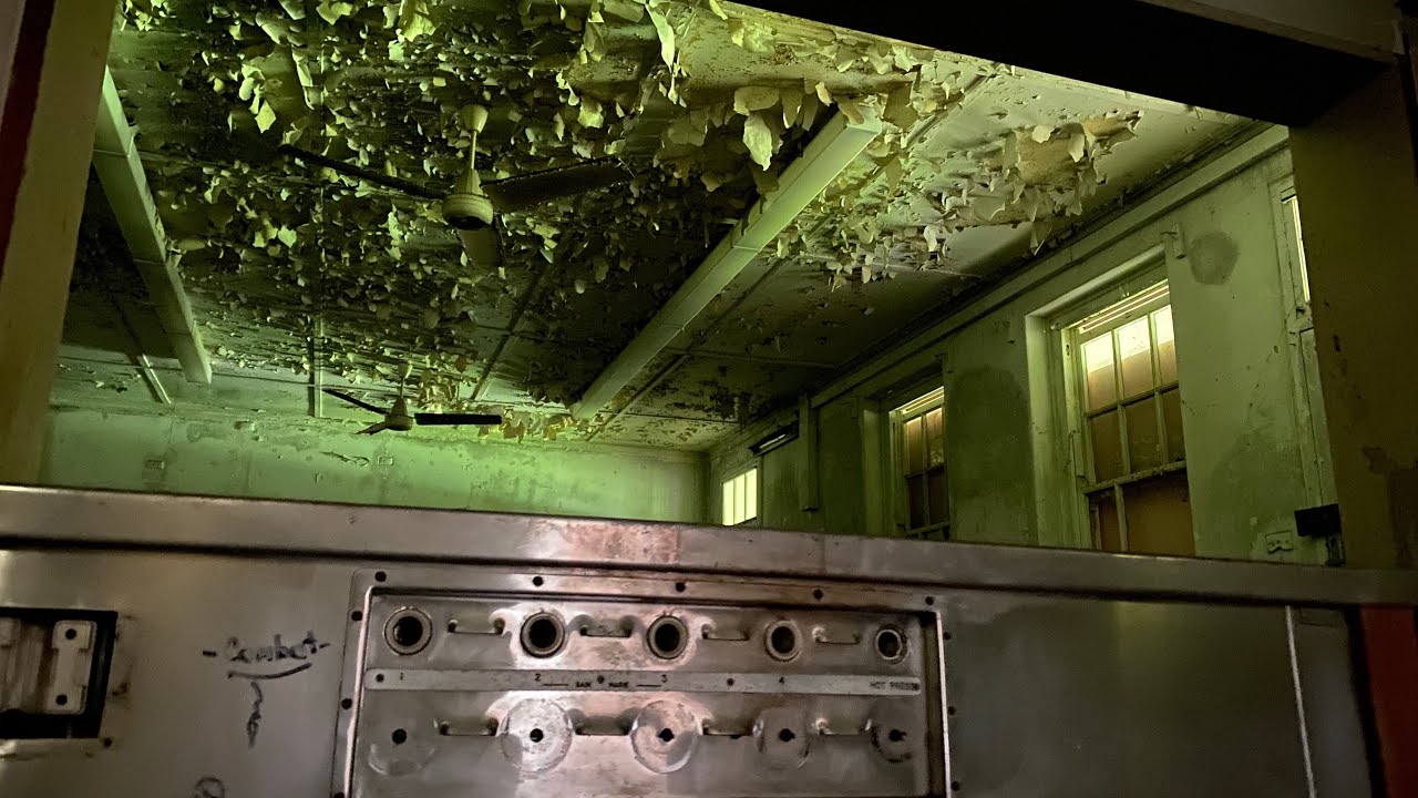 Abandoned Mental Asylum Ward - A Scary Look into a World gone by ...