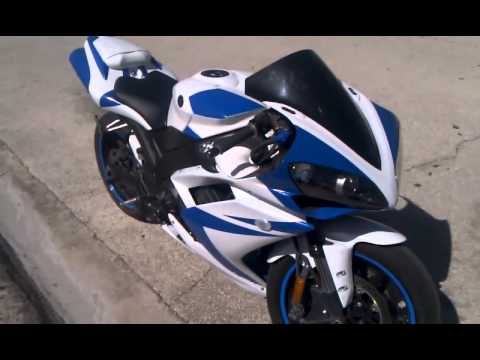 2007 Yamaha R1 custom paint - YouTube