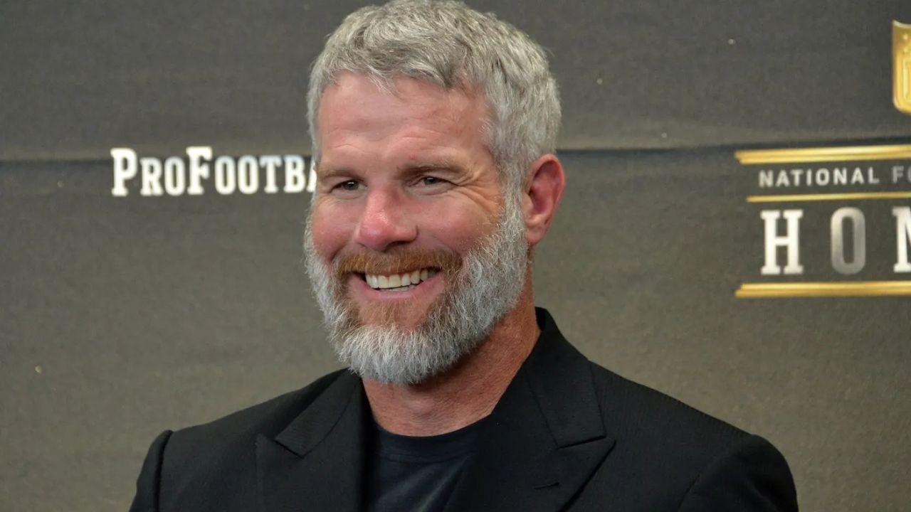 Brett Favre Lived A Double Life For 30 Years, And No One Knew—Until Now ...