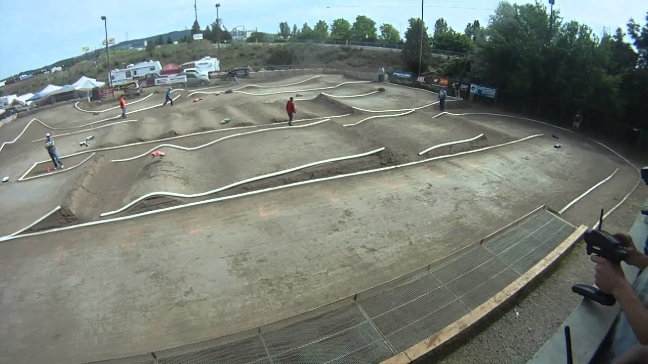 2014 Hank Perry Pro 4 Short Course B Main - YouTube