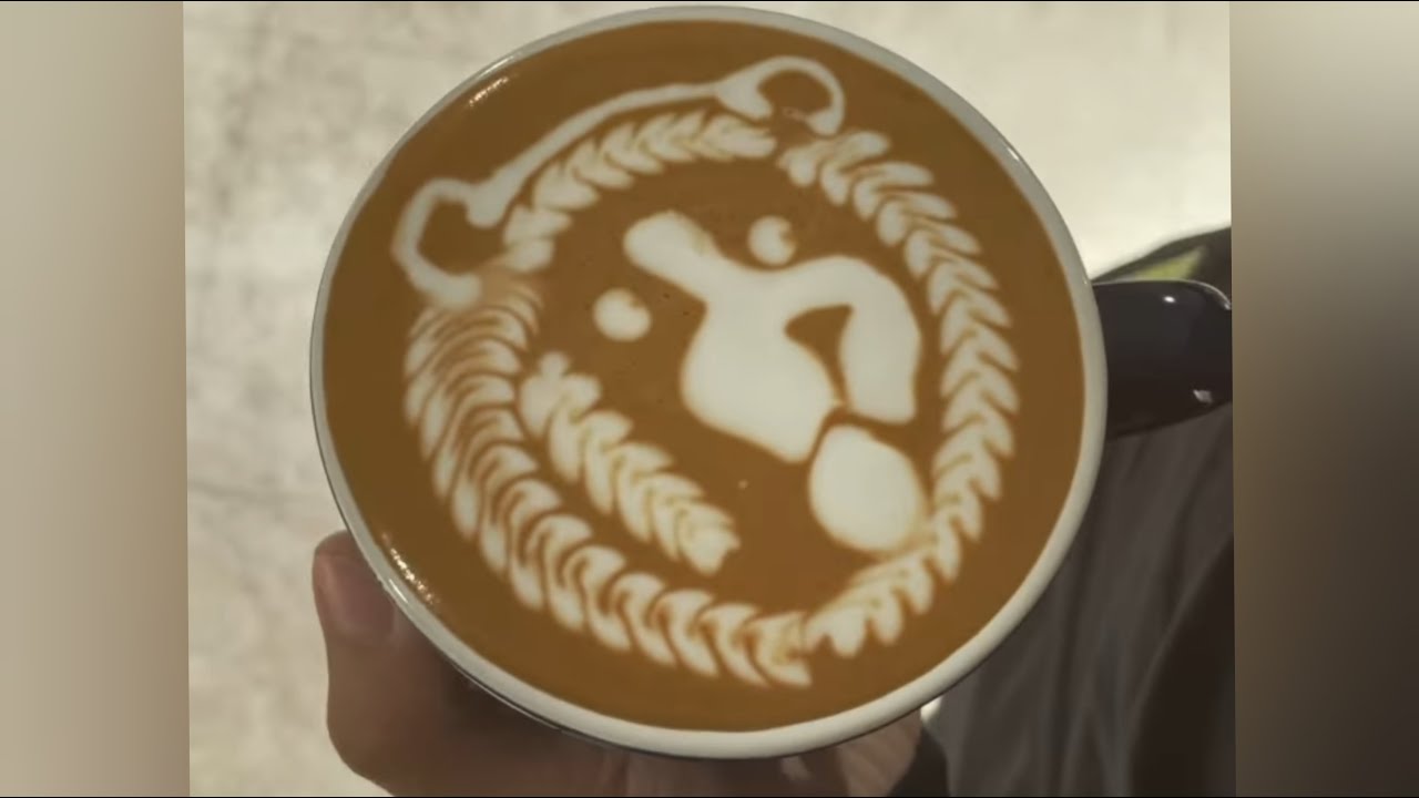 Cute 🐻 Bear Latte art - YouTube