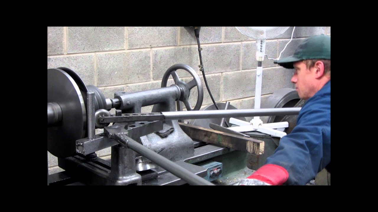 Hand Metal Spinning using Scissors - YouTube