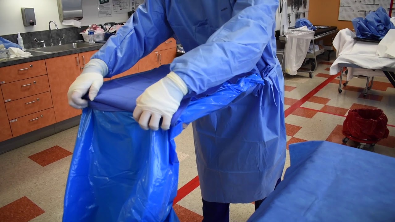 SETTING UP A BACK TABLE AND MAYO STAND - YouTube