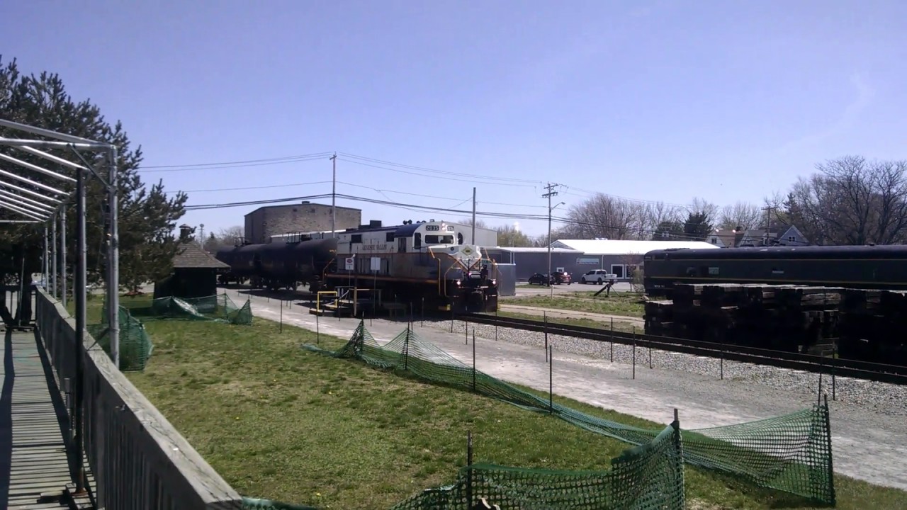 Falls Road Railroad Passes Medina Railroad Museum 4-18-17 - YouTube
