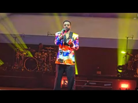 l’homme est beau Fally intégralité concert Lyon plein à craquer ba ...