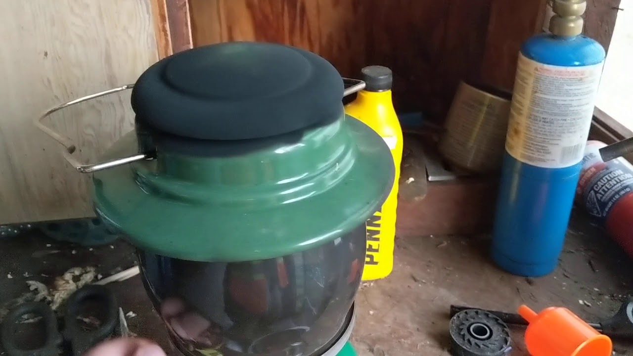 How to light a warm kerosene/diesel lantern - YouTube