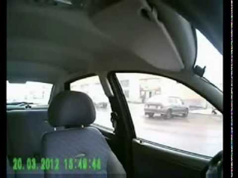 Женщина за рулем  Баба за рулем  Прикол  Опасно