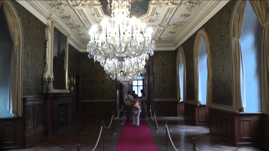 Visites guidées à Prague La Palais Wallenstein - YouTube