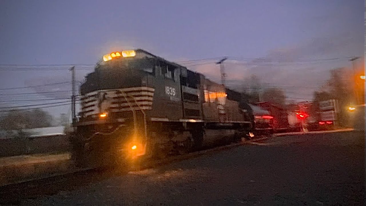 Late evening NS 10z passing mp696 - YouTube