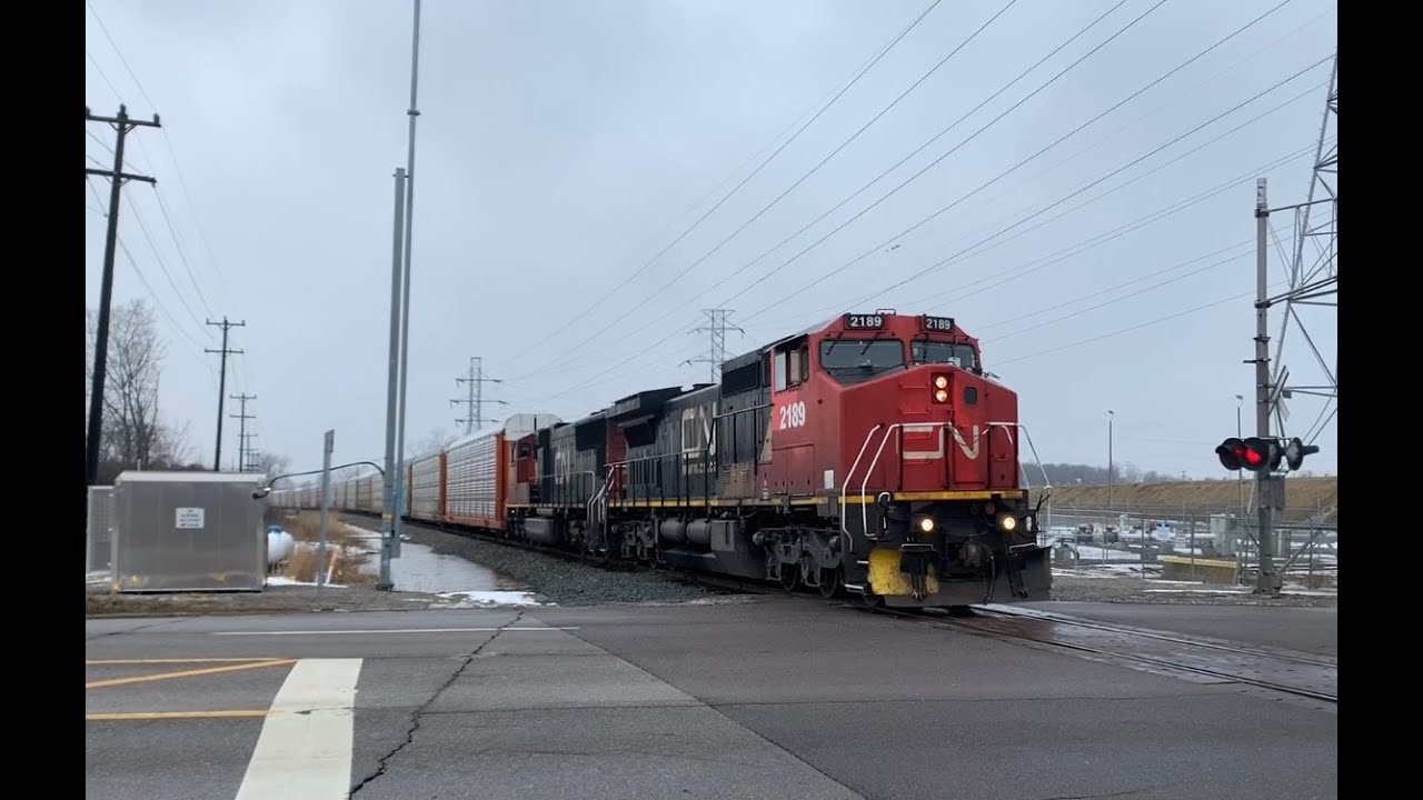 CN Dash 840-CW 2189 (EX ATSF) - RARE RS3K HORN - January 2020 - YouTube