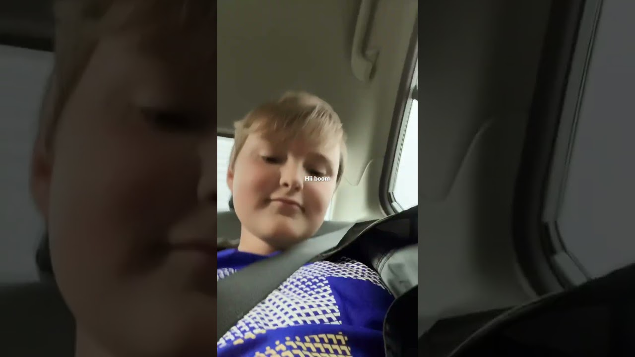 I go boom boom boom - YouTube