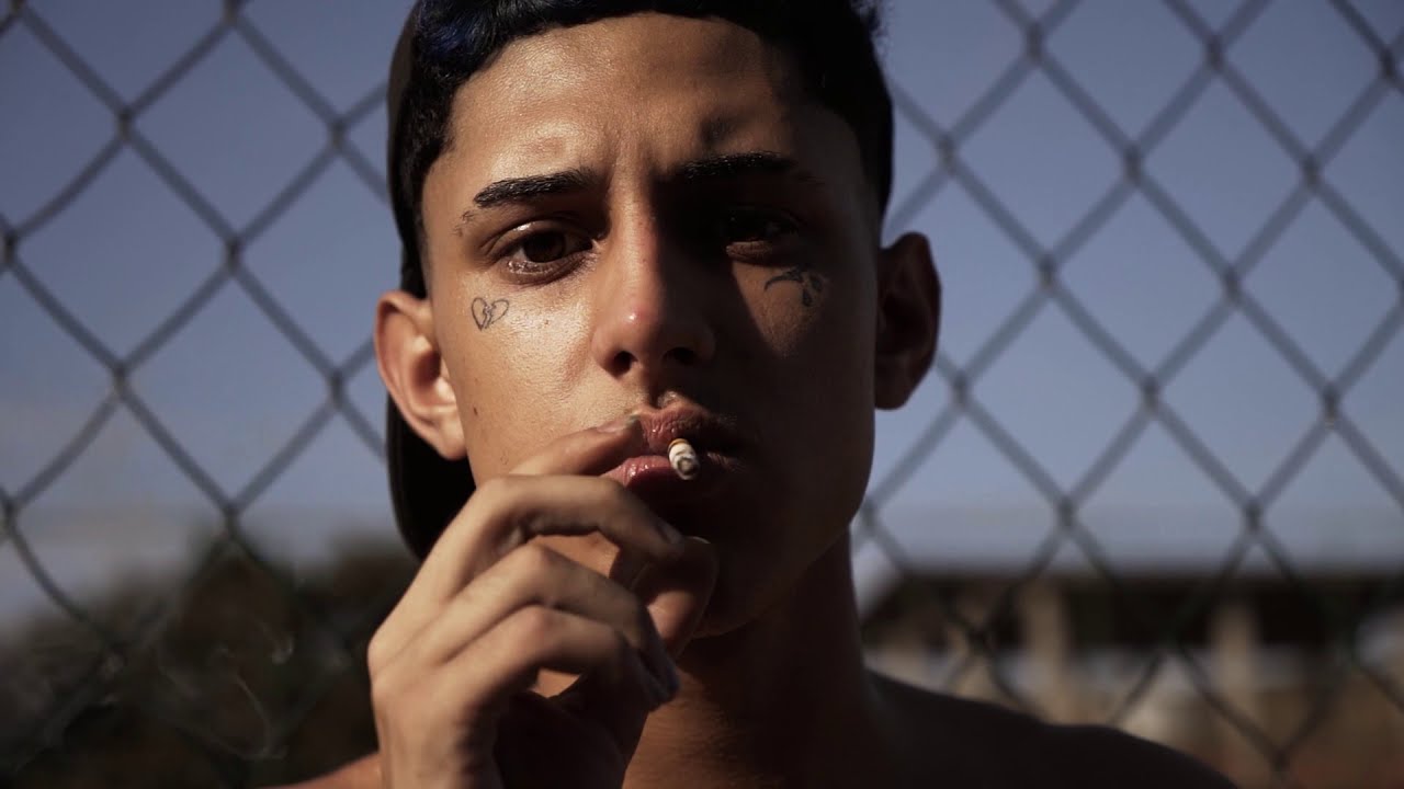 Meno Tody "Celebridade" (Official Video) - YouTube