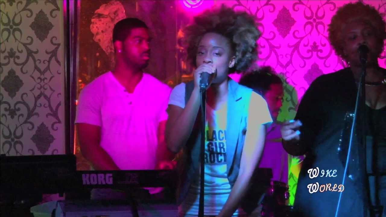 REESA RENEE LIVE - YouTube