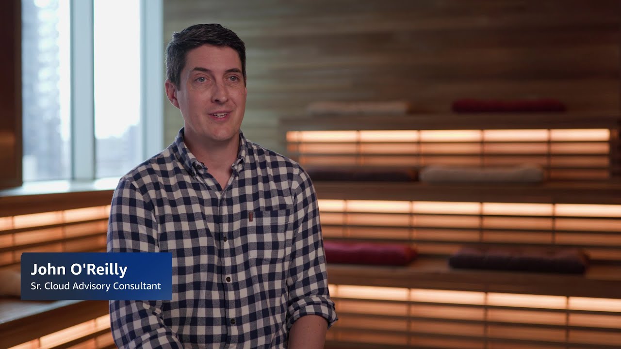 Working at AWS in the Public Sector Team - John, Sr. Cloud Advisory ...