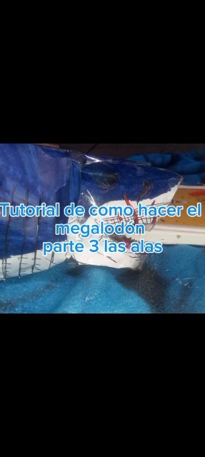 Tutorial de como hacer el #megalodon en #papercraft parte 3 las alas ...