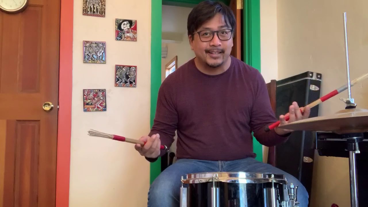 basic 4/4 drum beat - YouTube