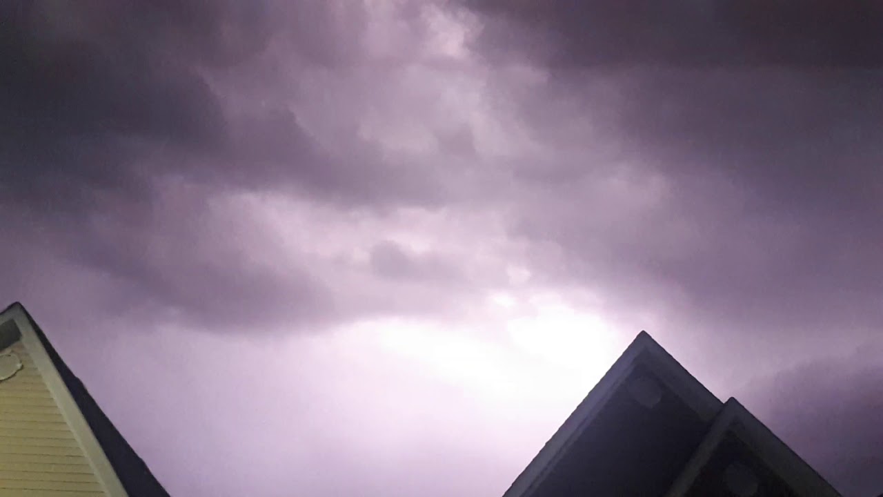 INCREDIBLE LIGHTNING DISPLAY ⚡⚡⚡ - YouTube